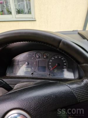 Zils Volkswagen Multivan 2007 Rīga, ar dzinēja tilpumu 2.50 L un nobraukumu 382 tūkst. km par 3900 €, foto 3 vietnē AUTOMOTO.COM.LV