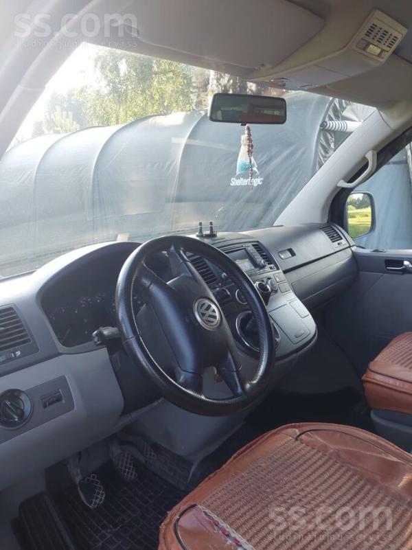 Blue Volkswagen Multivan 2007 in Jekabpils, with an engine capacity of 1.90 L and mileage of 350 thousand km for 4500 €, photo 5 on AUTOMOTO.COM.LV