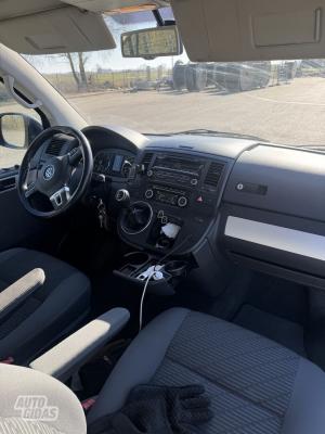 Zils Volkswagen Multivan 2011 Marijampole, ar dzinēja tilpumu 2.00 L un nobraukumu 185 tūkst. km par 15150 €, foto 7 vietnē AUTOMOTO.COM.LV