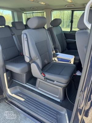 Zils Volkswagen Multivan 2011 Marijampole, ar dzinēja tilpumu 2.00 L un nobraukumu 185 tūkst. km par 15150 €, foto 10 vietnē AUTOMOTO.COM.LV