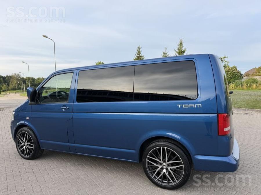 Blue Volkswagen Multivan 2011 in Ludza, with an engine capacity of 2.00 L and mileage of 0 thousand km for 17500 €, photo 14 on AUTOMOTO.COM.LV