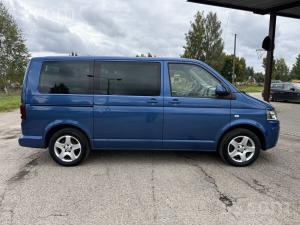 Blue Volkswagen Multivan 2014 in Ogre, with an engine capacity of 2.00 L and mileage of 269 thousand km for 14799 €, photo 7 on AUTOMOTO.COM.LV
