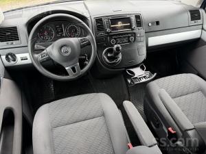 Blue Volkswagen Multivan 2014 in Ogre, with an engine capacity of 2.00 L and mileage of 269 thousand km for 14799 €, photo 12 on AUTOMOTO.COM.LV