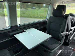 Blue Volkswagen Multivan 2014 in Ogre, with an engine capacity of 2.00 L and mileage of 269 thousand km for 14799 €, photo 19 on AUTOMOTO.COM.LV