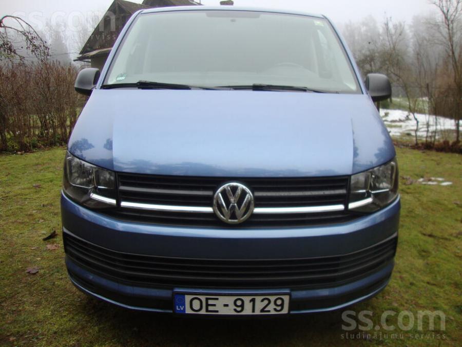 Zils Volkswagen Multivan 2017 Rīga, ar dzinēja tilpumu 2.00 L un nobraukumu 195 tūkst. km par 20900 €, foto 5 vietnē AUTOMOTO.COM.LV