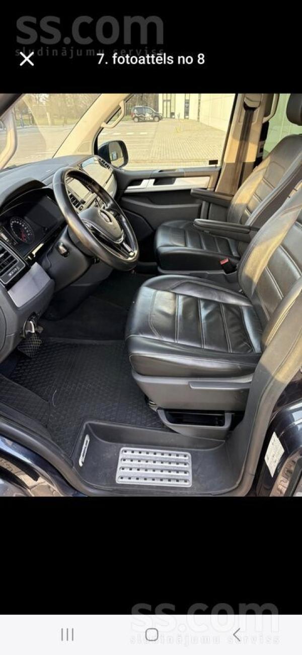 Blue Volkswagen Multivan 2019 in Riga, with an engine capacity of 2.00 L and mileage of 360 thousand km for 25000 €, photo 7 on AUTOMOTO.COM.LV