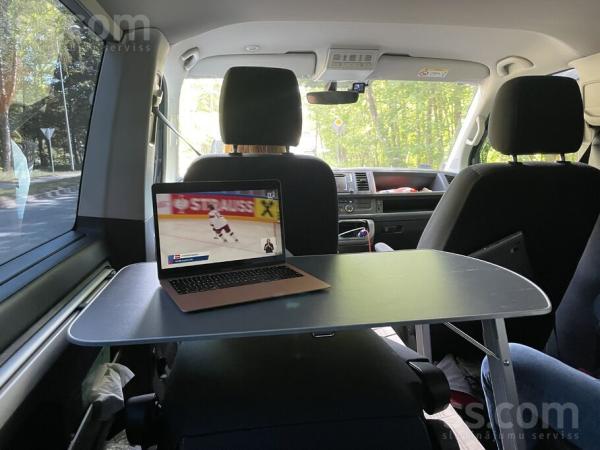 Blue Volkswagen Multivan 2019 in Riga, with an engine capacity of 2.00 L and mileage of 187 thousand km for 25050 €, photo 10 on AUTOMOTO.COM.LV