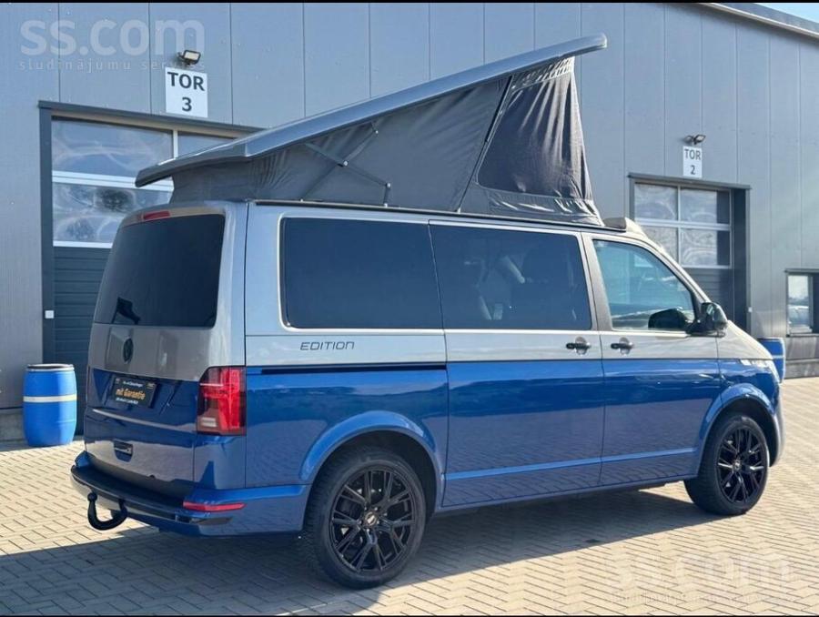 Blue Volkswagen Multivan 2020 in Jelgava, with an engine capacity of 2.00 L and mileage of 140 thousand km for 41499 €, photo 4 on AUTOMOTO.COM.LV
