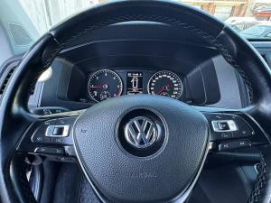 Blue Volkswagen Multivan 2020 in Daugavpils, with an engine capacity of 2.00 L and mileage of 244 thousand km for 27000 €, photo 23 on AUTOMOTO.COM.LV