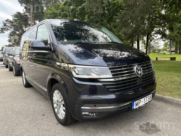 Blue Volkswagen Multivan 2020 in Riga, with an engine capacity of 2.00 L and mileage of 116 thousand km for 37900 €, photo 1 on AUTOMOTO.COM.LV