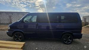 Blue Volkswagen Multivan 1997 in Vilnius, with an engine capacity of 2.46 L and mileage of 365 thousand km for 4200 €, photo 15 on AUTOMOTO.COM.LV