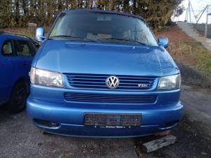 Blue Volkswagen Multivan 1999 in Utena, with an engine capacity of 2.46 L and mileage of 450 thousand km for 2990 €, photo  on AUTOMOTO.COM.LV