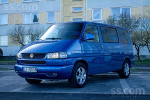 Blue Volkswagen Multivan 1999 in Jelgava, with an engine capacity of 2.50 L and mileage of 387 thousand km for 5800 €, photo 4 on AUTOMOTO.COM.LV