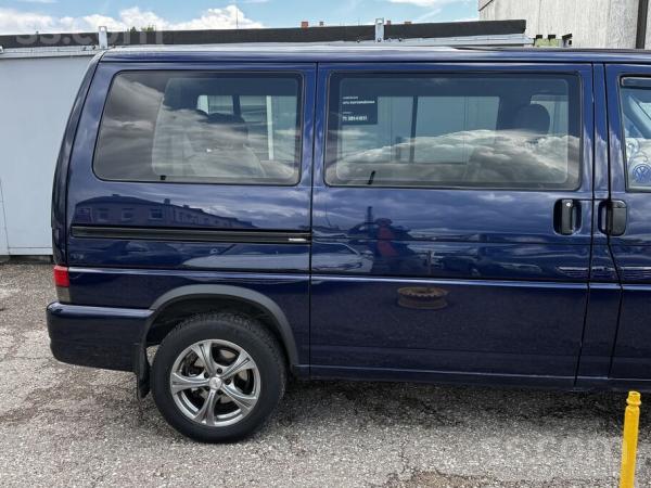 Zils Volkswagen Multivan 2000 Daugavpils, ar dzinēja tilpumu 2.50 L un nobraukumu 0 tūkst. km par 5270 €, foto 7 vietnē AUTOMOTO.COM.LV