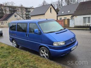 Blue Volkswagen Multivan 2000 in Daugavpils, with an engine capacity of 2.50 L and mileage of 515 thousand km for 6500 €, photo 3 on AUTOMOTO.COM.LV