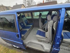 Blue Volkswagen Multivan 2000 in Daugavpils, with an engine capacity of 2.50 L and mileage of 515 thousand km for 6500 €, photo 8 on AUTOMOTO.COM.LV