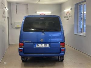 Zils Volkswagen Multivan 2001 Marijampole, ar dzinēja tilpumu 2.46 L un nobraukumu 440 tūkst. km par 10750 €, foto 5 vietnē AUTOMOTO.COM.LV