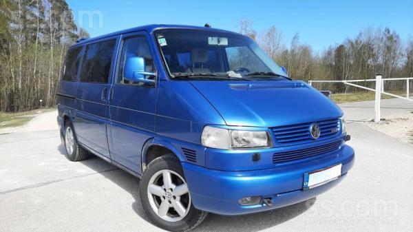 Zils Volkswagen Multivan 2001 Rīga, ar dzinēja tilpumu 2.50 L un nobraukumu 470 tūkst. km par 5500 €, foto 3 vietnē AUTOMOTO.COM.LV