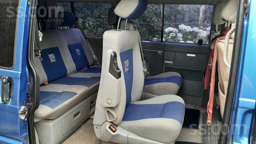 Blue Volkswagen Multivan 2001 in Riga, with an engine capacity of 2.50 L and mileage of 470 thousand km for 5500 €, photo 9 on AUTOMOTO.COM.LV