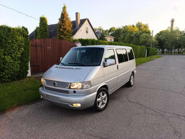 Zils Volkswagen Multivan 2002 Kėdainiai, ar dzinēja tilpumu 2.50 L un nobraukumu 325 tūkst. km par 13990 €, foto 1 vietnē AUTOMOTO.COM.LV