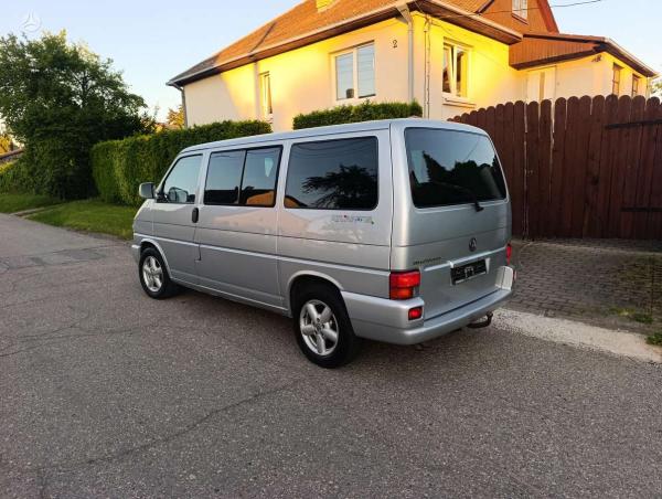 Zils Volkswagen Multivan 2002 Kėdainiai, ar dzinēja tilpumu 2.50 L un nobraukumu 325 tūkst. km par 13990 €, foto 2 vietnē AUTOMOTO.COM.LV