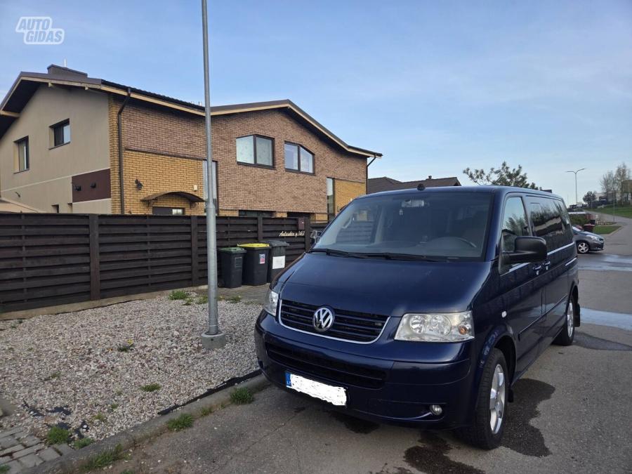 Zils Volkswagen Multivan 2003 Klaipėda, ar dzinēja tilpumu 2.50 L un nobraukumu 392 tūkst. km par 6789 €, foto 3 vietnē AUTOMOTO.COM.LV