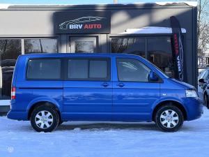 Blue Volkswagen Multivan 2004 in Kedainiai, with an engine capacity of 2.46 L and mileage of 309 thousand km for 8850 €, photo 6 on AUTOMOTO.COM.LV