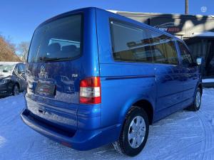 Blue Volkswagen Multivan 2004 in Kedainiai, with an engine capacity of 2.46 L and mileage of 309 thousand km for 8850 €, photo 15 on AUTOMOTO.COM.LV