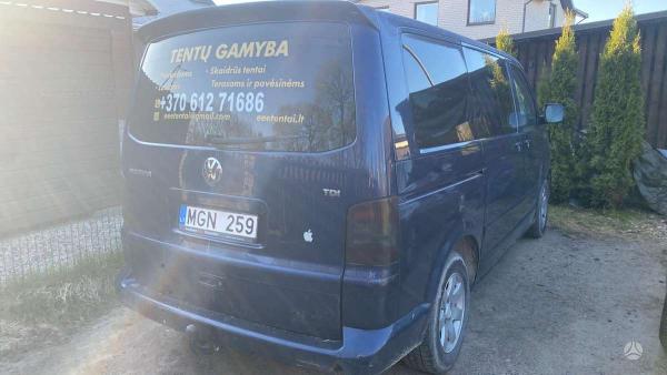 Zils Volkswagen Multivan 2004 Viļņa, ar dzinēja tilpumu 2.50 L un nobraukumu 390 tūkst. km par 4500 €, foto 4 vietnē AUTOMOTO.COM.LV