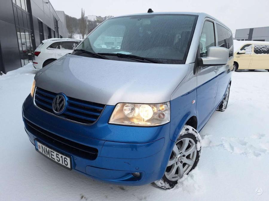 Zils Volkswagen Multivan 2006 Jonava, ar dzinēja tilpumu 2.50 L un nobraukumu 271 tūkst. km par 8900 €, foto 4 vietnē AUTOMOTO.COM.LV