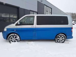 Zils Volkswagen Multivan 2006 Jonava, ar dzinēja tilpumu 2.50 L un nobraukumu 271 tūkst. km par 8900 €, foto 10 vietnē AUTOMOTO.COM.LV