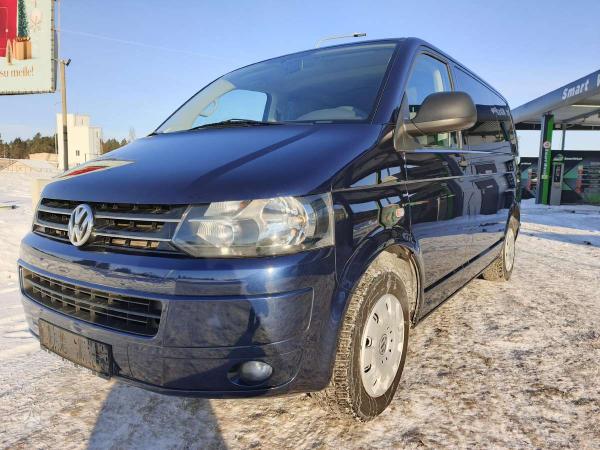 Zils Volkswagen Multivan 2010 Utena, ar dzinēja tilpumu 1.97 L un nobraukumu 296 tūkst. km par 10700 €, foto 5 vietnē AUTOMOTO.COM.LV
