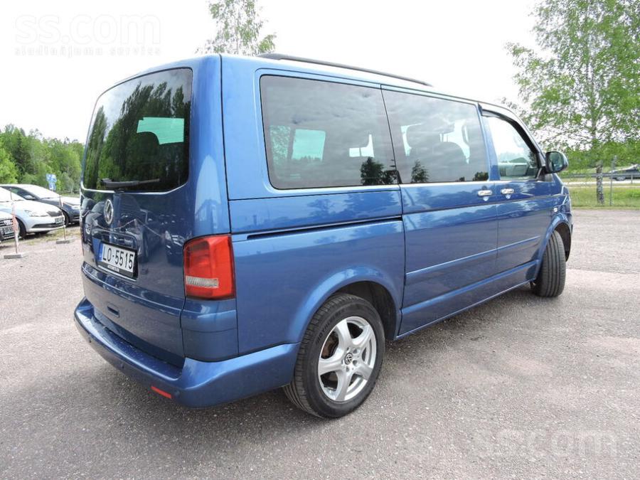 Blue Volkswagen Multivan 2010 in Cesis, with an engine capacity of 2.00 L and mileage of 235 thousand km for 13900 €, photo 4 on AUTOMOTO.COM.LV