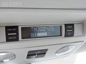 Blue Volkswagen Multivan 2010 in Cesis, with an engine capacity of 2.00 L and mileage of 235 thousand km for 13900 €, photo 11 on AUTOMOTO.COM.LV