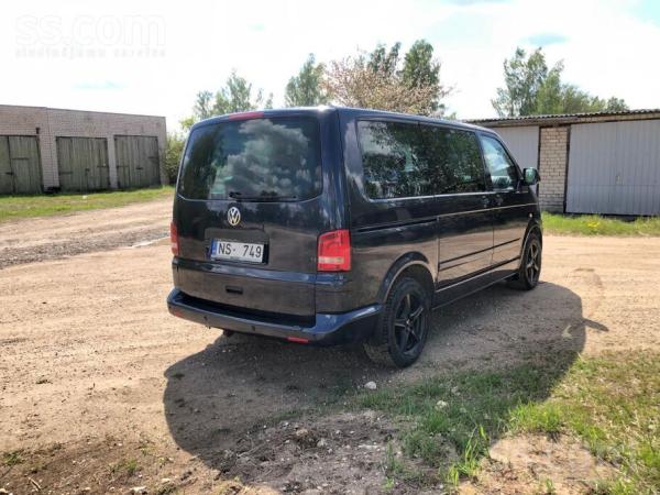Zils Volkswagen Multivan 2010 Aizkraukle, ar dzinēja tilpumu 2.00 L un nobraukumu 180 tūkst. km par 11800 €, foto 3 vietnē AUTOMOTO.COM.LV
