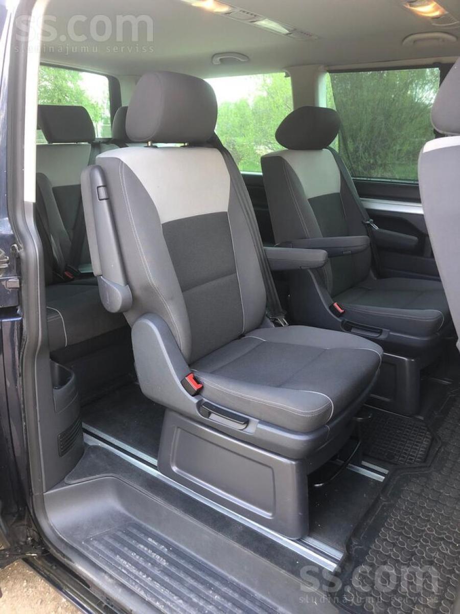 Zils Volkswagen Multivan 2010 Aizkraukle, ar dzinēja tilpumu 2.00 L un nobraukumu 180 tūkst. km par 11800 €, foto 8 vietnē AUTOMOTO.COM.LV