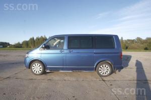 Blue Volkswagen Multivan 2013 in Riga, with an engine capacity of 2.00 L and mileage of 271 thousand km for 15600 €, photo 4 on AUTOMOTO.COM.LV