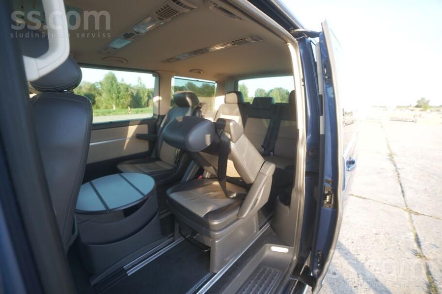 Blue Volkswagen Multivan 2013 in Riga, with an engine capacity of 2.00 L and mileage of 271 thousand km for 15600 €, photo 14 on AUTOMOTO.COM.LV