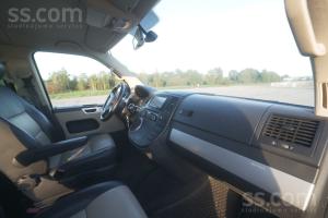 Blue Volkswagen Multivan 2013 in Riga, with an engine capacity of 2.00 L and mileage of 271 thousand km for 15600 €, photo 18 on AUTOMOTO.COM.LV