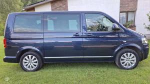 Zils Volkswagen Multivan 2014 Ignalina, ar dzinēja tilpumu 2.00 L un nobraukumu 210 tūkst. km par 17800 €, foto 4 vietnē AUTOMOTO.COM.LV