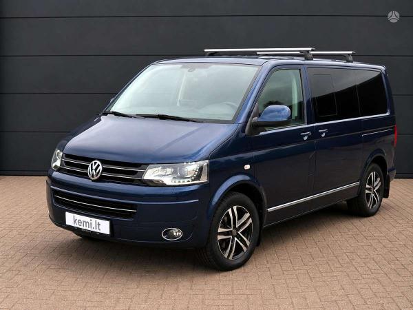 Blue Volkswagen Multivan 2015 in Vilnius, with an engine capacity of 1.97 L and mileage of 232 thousand km for 15550 €, photo 1 on AUTOMOTO.COM.LV