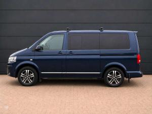 Blue Volkswagen Multivan 2015 in Vilnius, with an engine capacity of 1.97 L and mileage of 232 thousand km for 15550 €, photo 3 on AUTOMOTO.COM.LV