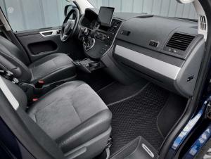 Blue Volkswagen Multivan 2015 in Vilnius, with an engine capacity of 1.97 L and mileage of 232 thousand km for 15550 €, photo 18 on AUTOMOTO.COM.LV