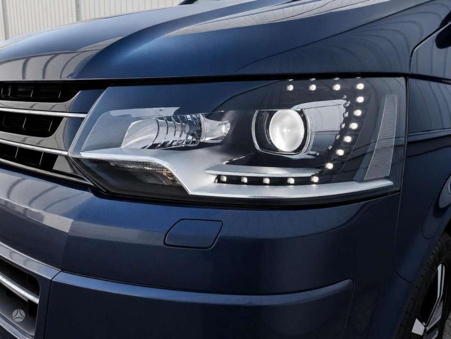 Blue Volkswagen Multivan 2015 in Vilnius, with an engine capacity of 1.97 L and mileage of 232 thousand km for 15550 €, photo 21 on AUTOMOTO.COM.LV