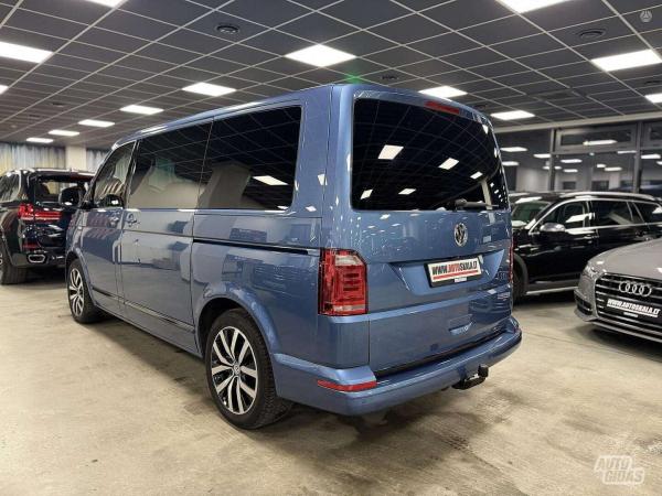 Blue Volkswagen Multivan 2016 in Klaipeda, with an engine capacity of 2.00 L and mileage of 299 thousand km for 24900 €, photo 7 on AUTOMOTO.COM.LV