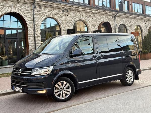 Blue Volkswagen Multivan 2016 in Valka, with an engine capacity of 2.00 L and mileage of 228 thousand km for 24999 €, photo 2 on AUTOMOTO.COM.LV