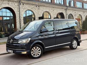 Zils Volkswagen Multivan 2016 Valka, ar dzinēja tilpumu 2.00 L un nobraukumu 228 tūkst. km par 24999 €, foto 3 vietnē AUTOMOTO.COM.LV