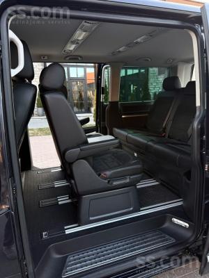 Zils Volkswagen Multivan 2016 Valka, ar dzinēja tilpumu 2.00 L un nobraukumu 228 tūkst. km par 24999 €, foto 17 vietnē AUTOMOTO.COM.LV