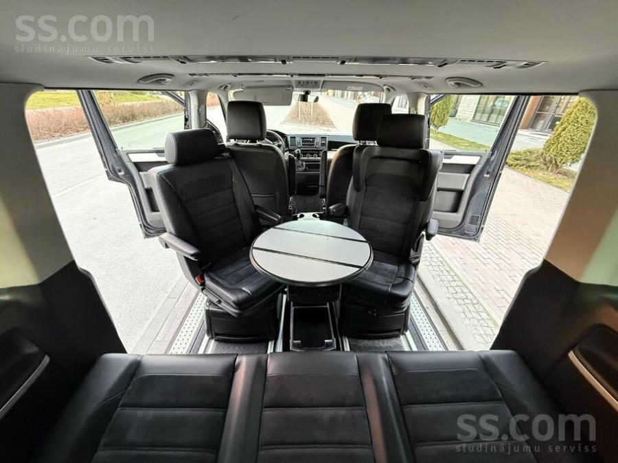 Zils Volkswagen Multivan 2016 Valka, ar dzinēja tilpumu 2.00 L un nobraukumu 228 tūkst. km par 24999 €, foto 20 vietnē AUTOMOTO.COM.LV
