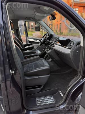Zils Volkswagen Multivan 2016 Valka, ar dzinēja tilpumu 2.00 L un nobraukumu 228 tūkst. km par 24999 €, foto 24 vietnē AUTOMOTO.COM.LV